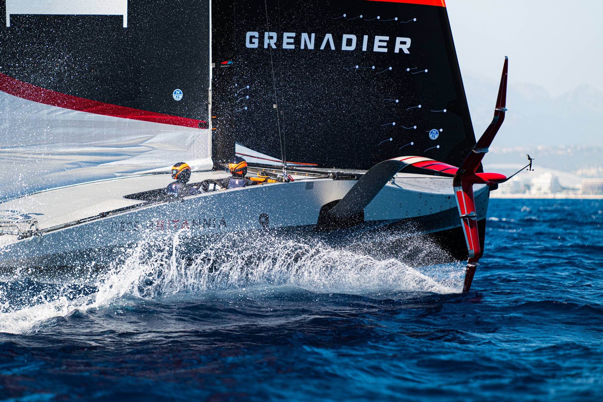 WONDERFOIL BRITS - 37th America's Cup