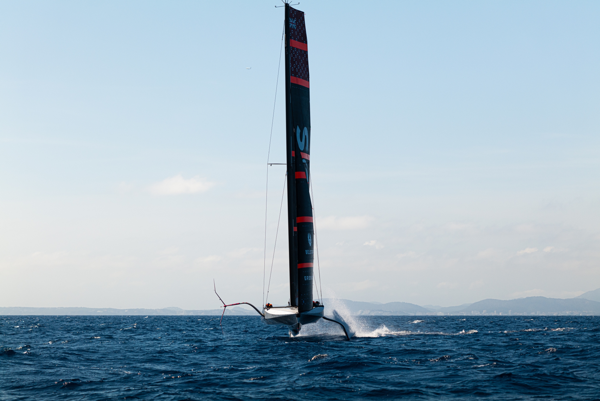 WONDERFOIL BRITS - 37th America's Cup