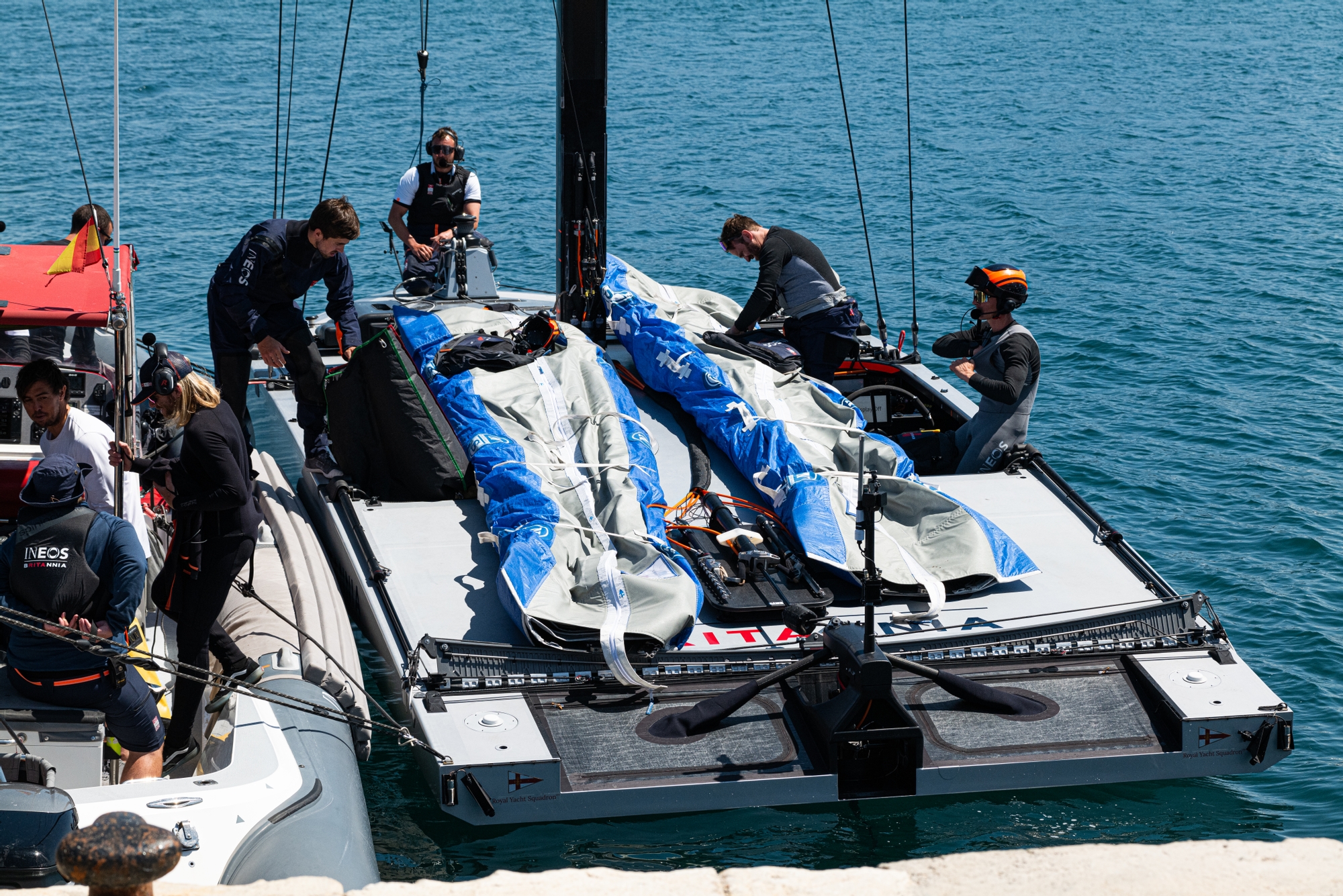 WONDERFOIL BRITS - 37th America's Cup