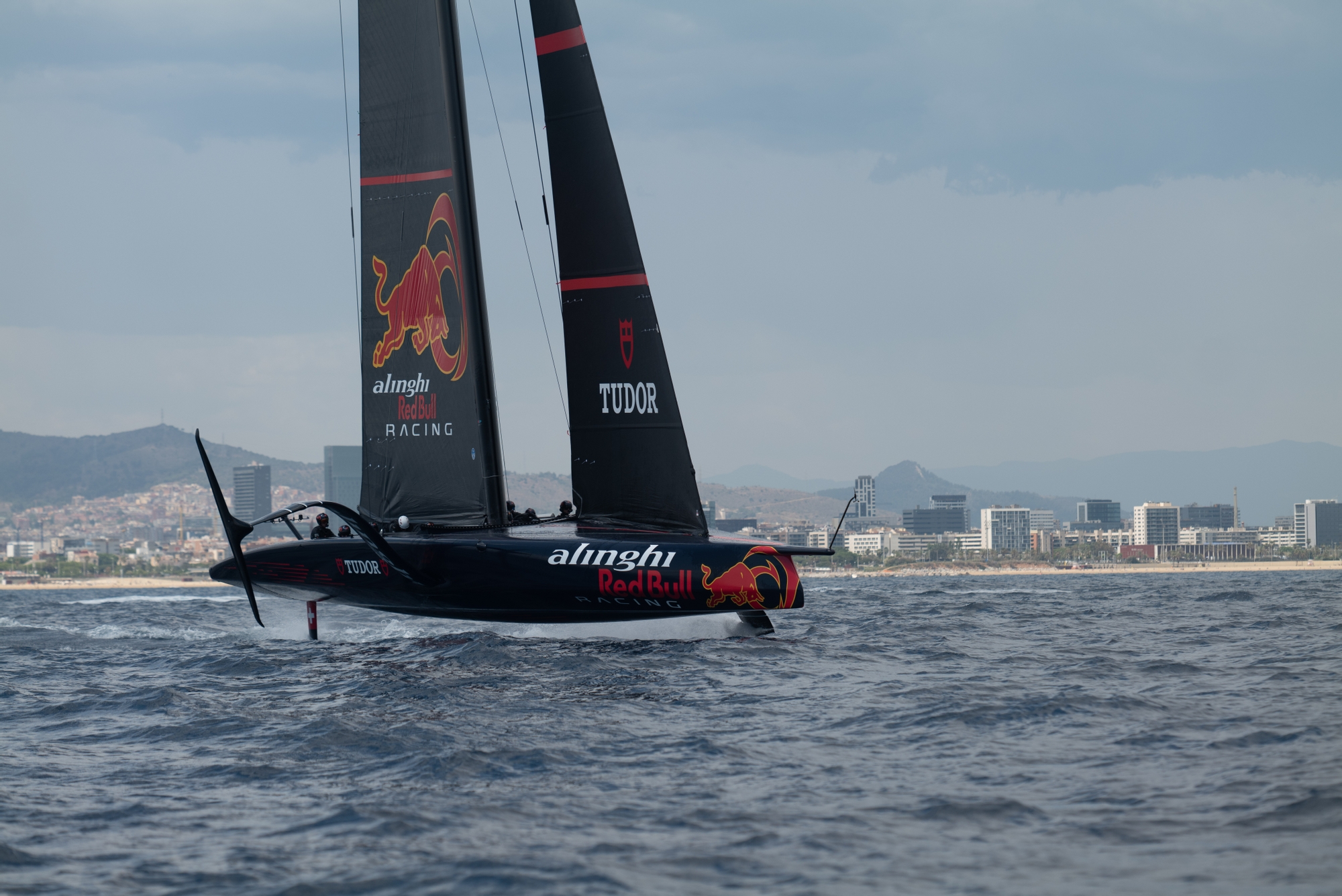 LIGHT WEATHER BULL - 37th America's Cup
