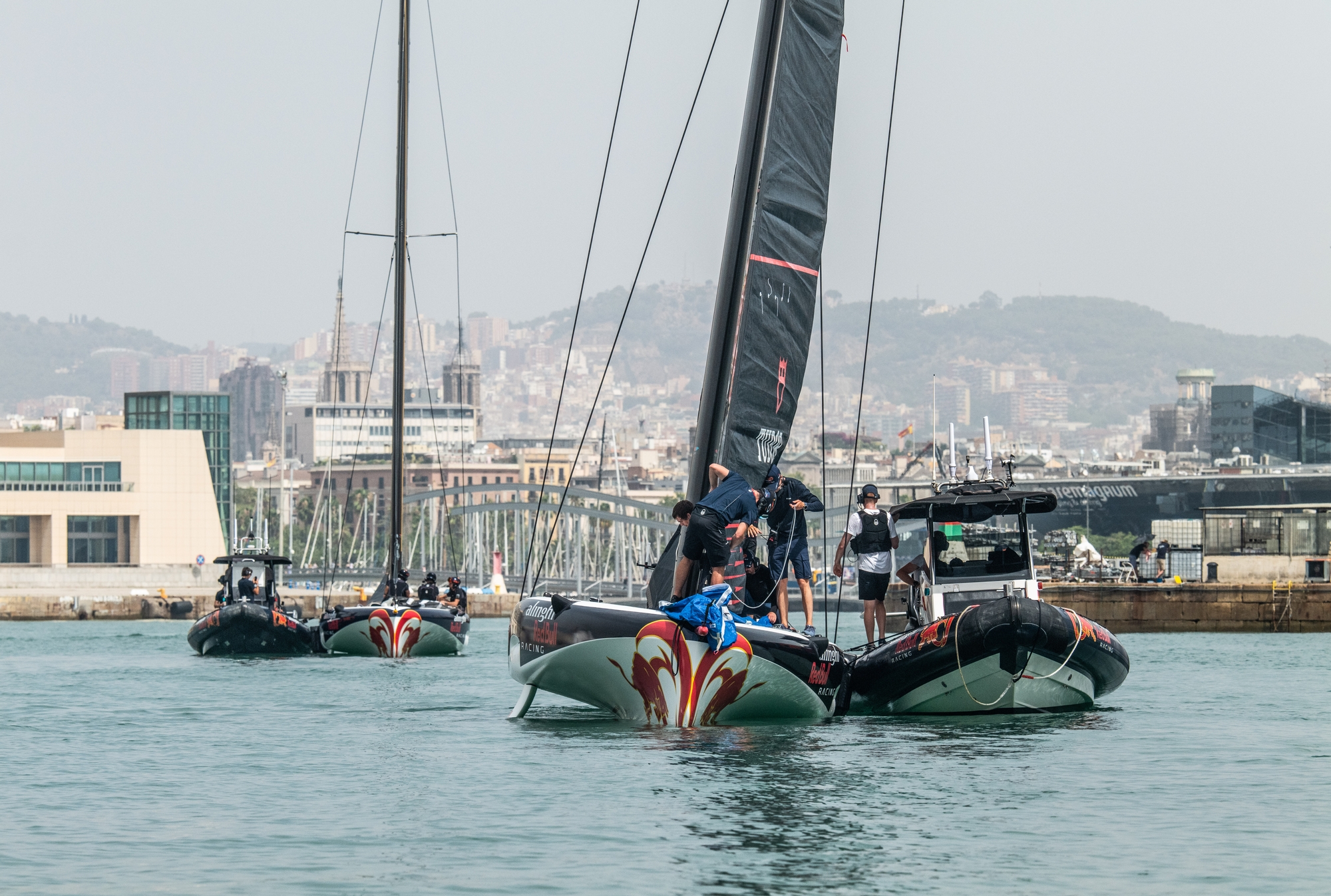 RED HOT BULLS - 37th America's Cup