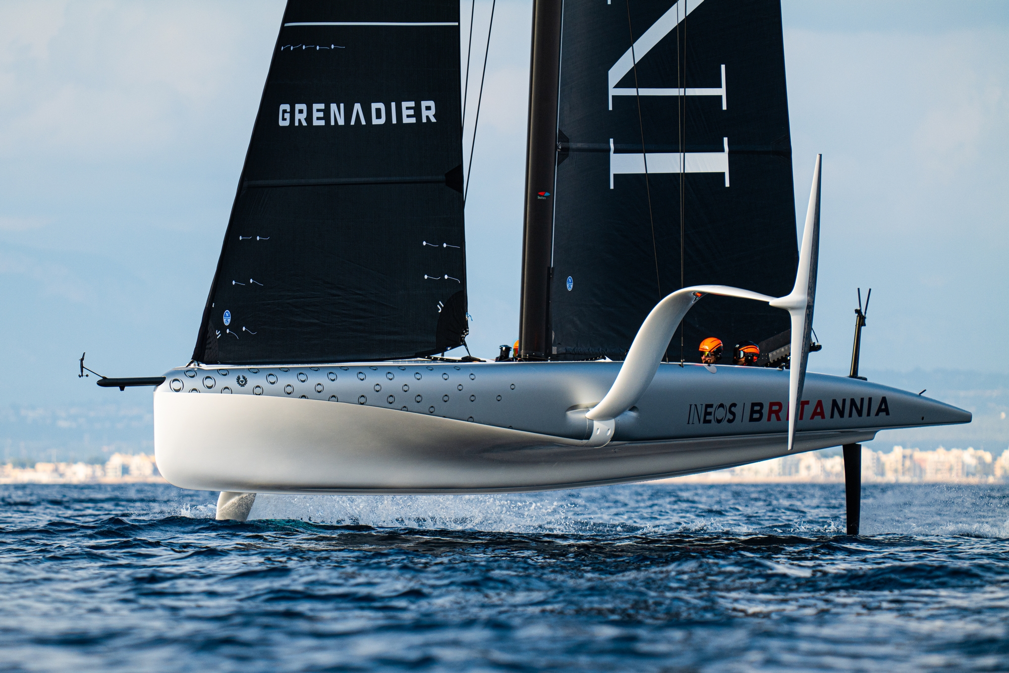 CHASING TECHNIQUE - 37th America's Cup