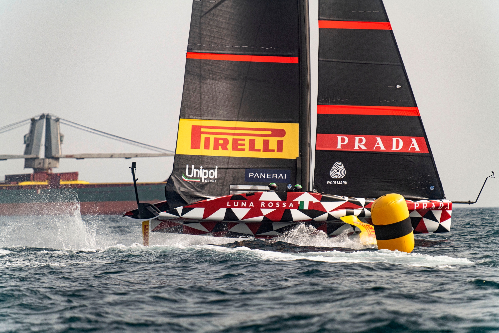 PRO-GAMERS TO PRO-SAILORS - 37th America's Cup